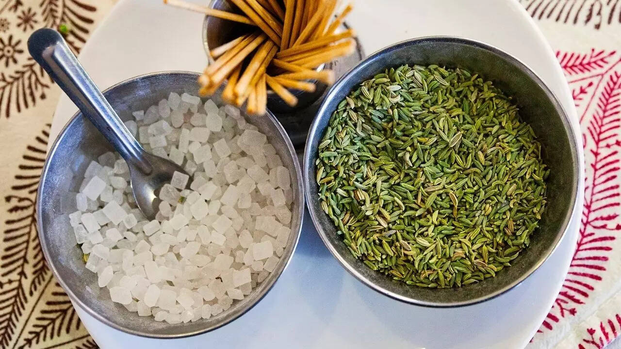 Why chewing ‘saunf-mishri’ after meals is good for your health ...