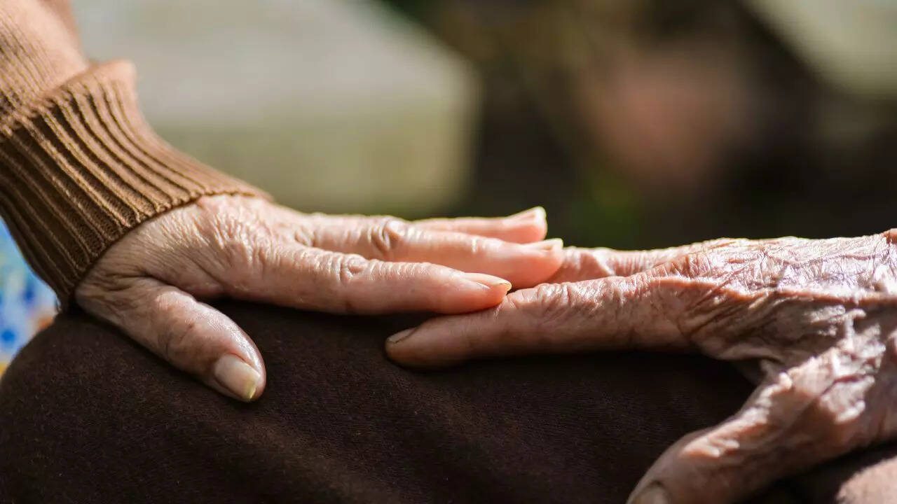 What causes 'old people smell'? Know the science behind it and how to ...