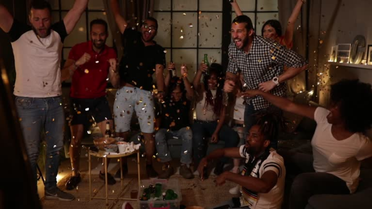 This is Metro… Inn Dino for us: The rise of finding friendships through ...