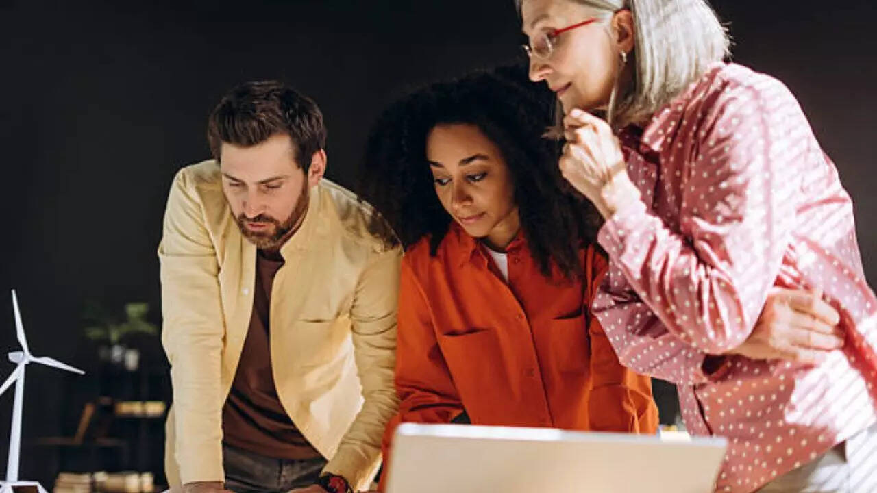 How Gen Z is changing the workplace: 4 pros and cons of the new-age ...