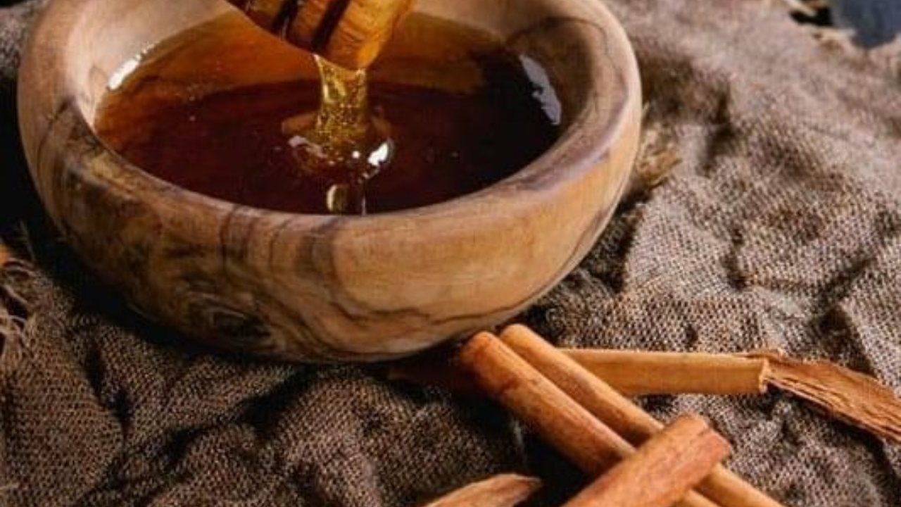 DIY honey and cinnamon face combo to tackle acne-prone skin - The Times ...