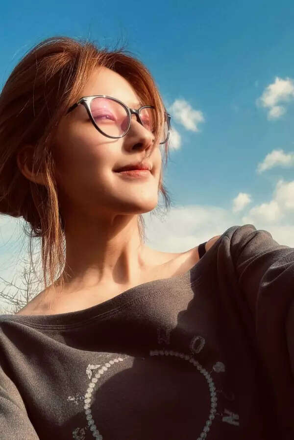 Hidden Love star Zhao Lusi reveals abuse by agency; says she was locked up in a room, forced ...