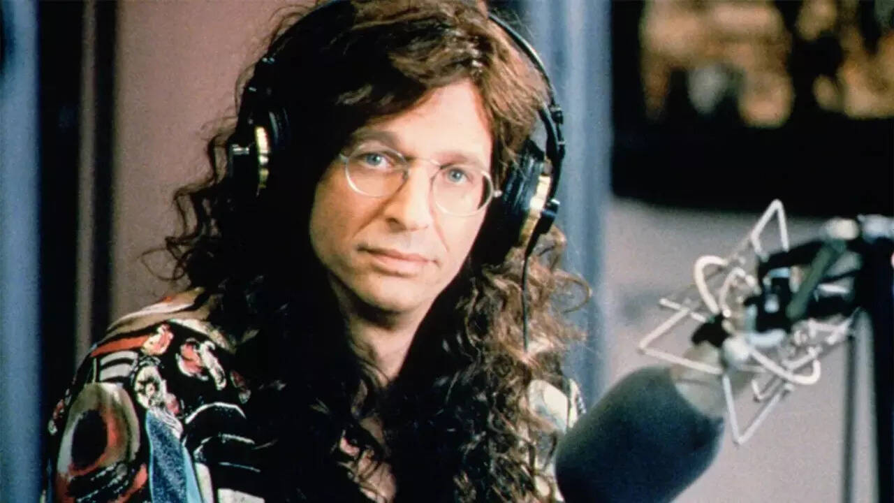 Howard Stern Net Worth: How much money the shock jock is making amid ...