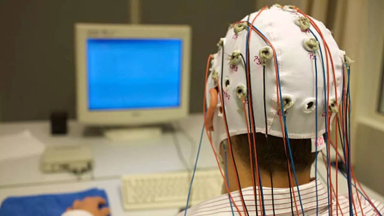 Can computers read minds? Shocking study decodes human thoughts without speech or movement - The ...