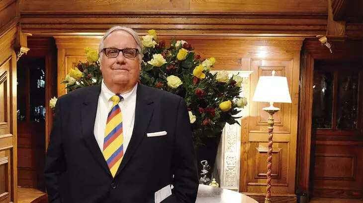 Meet Warren Buffett’s children and the parenting rules that shaped ...