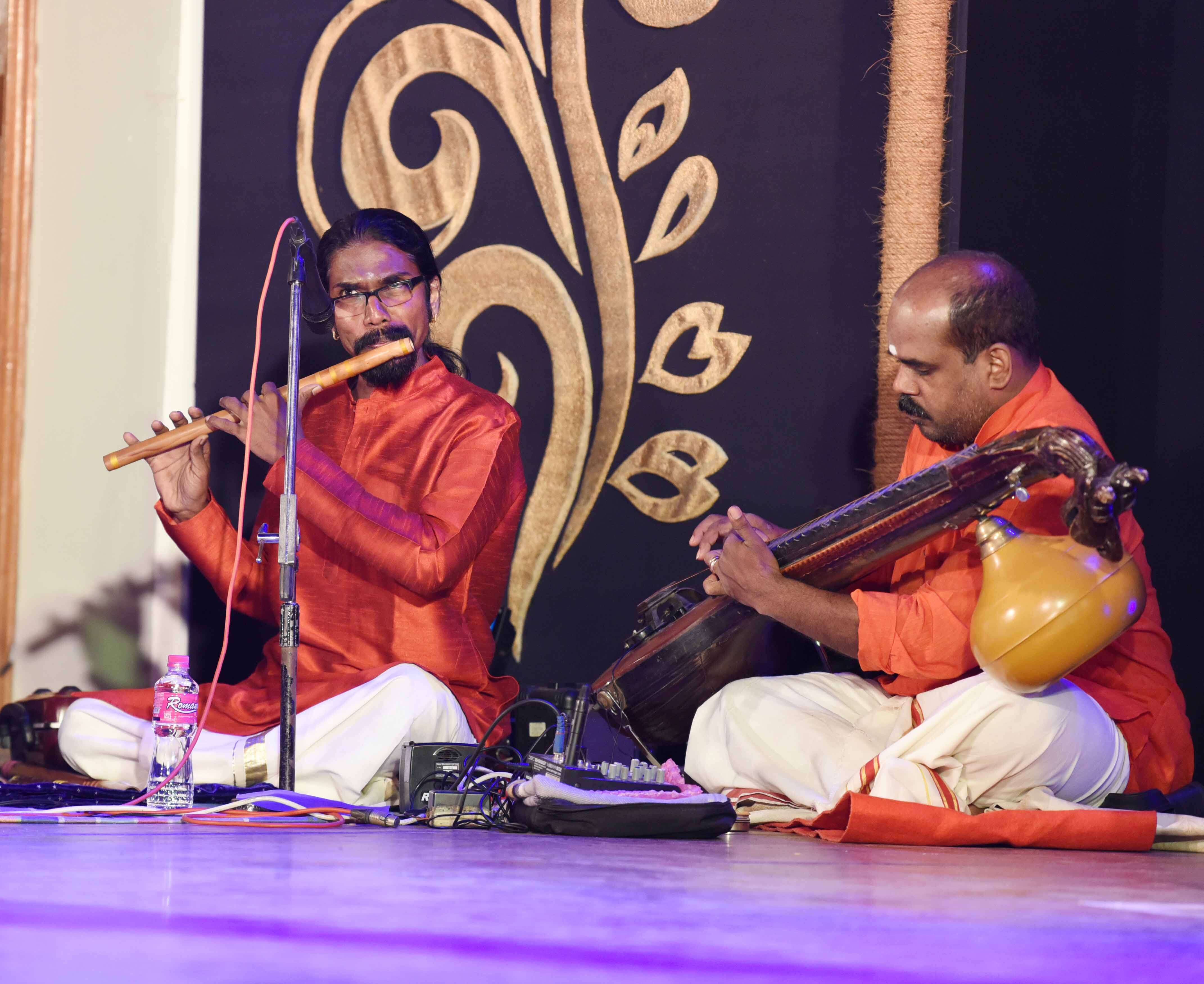 Kuchipudi By Manju Warrier: Manju Warrier charms the audience with her ...