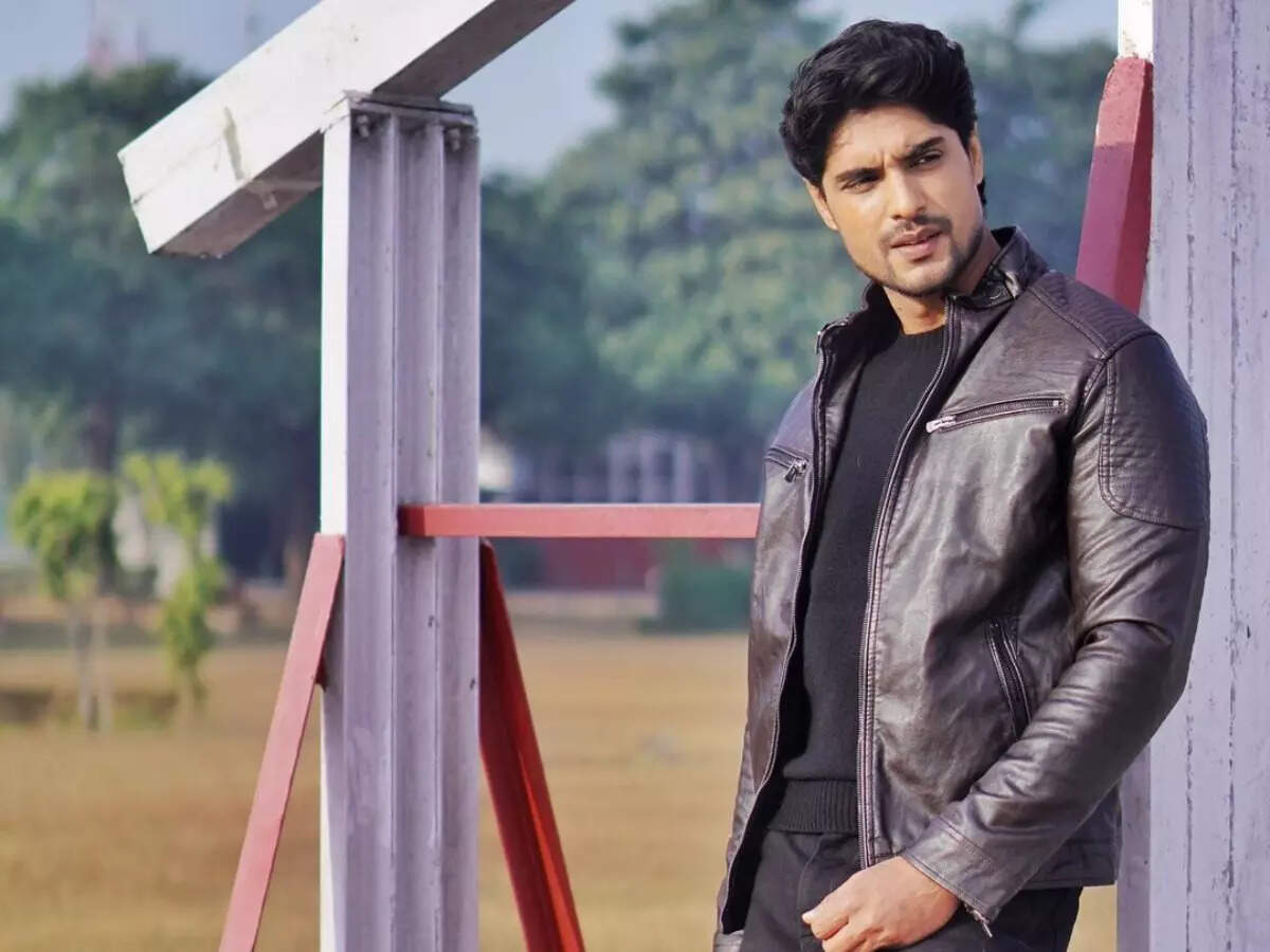 Exclusive - Udaariyaan's Ankit Gupta on doing love making scenes: I've ...