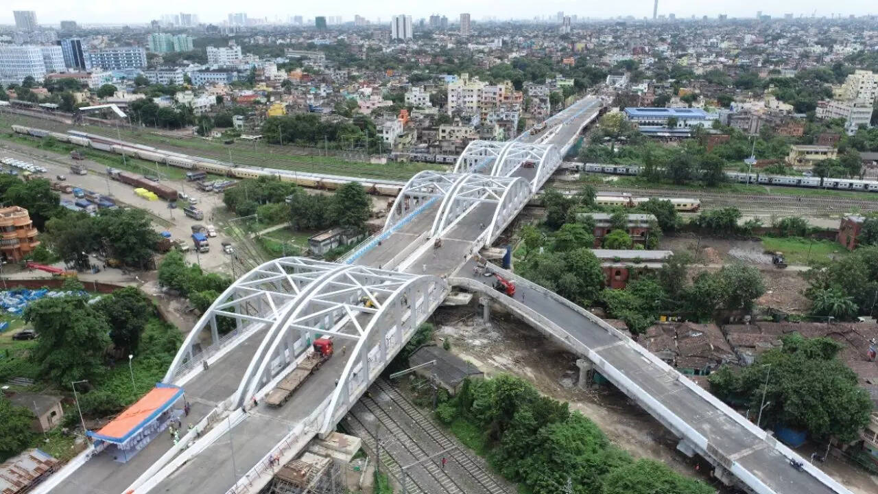 Kolkata: Rebuilt at Rs 468 crore in two years, new Tala bridge to be ...