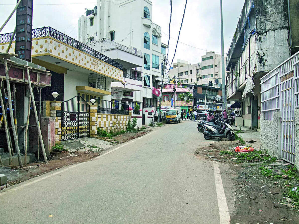sindhi colony: The Towns Mirror Special: Where the river runs dry