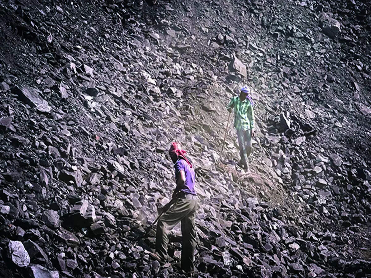 Are coal power plants spewing sulfur?