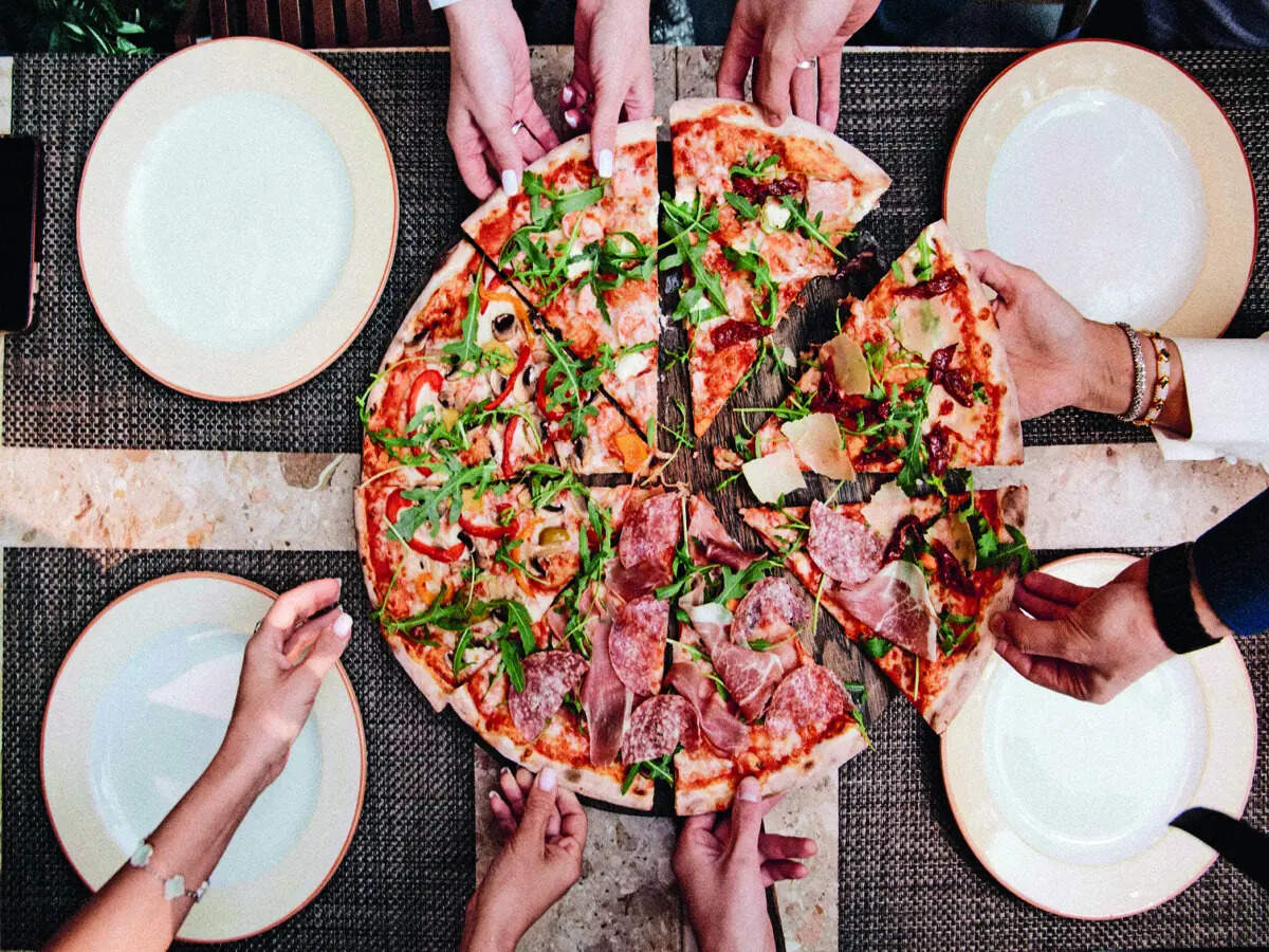 BM Food & Night Life: Why wait for weekend, when every day is a peak ...