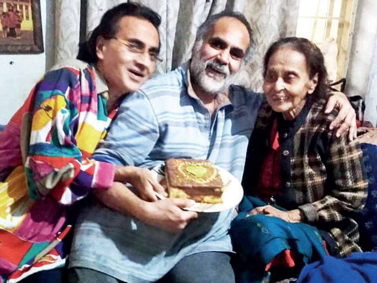 Bollywood: Veteran actress Smriti Biswas's sister: We would appreciate ...