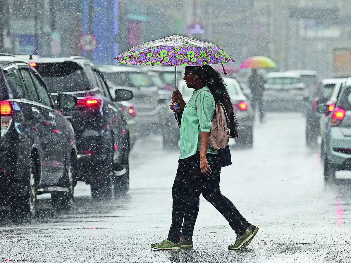 Drizzle won’t douse sizzle