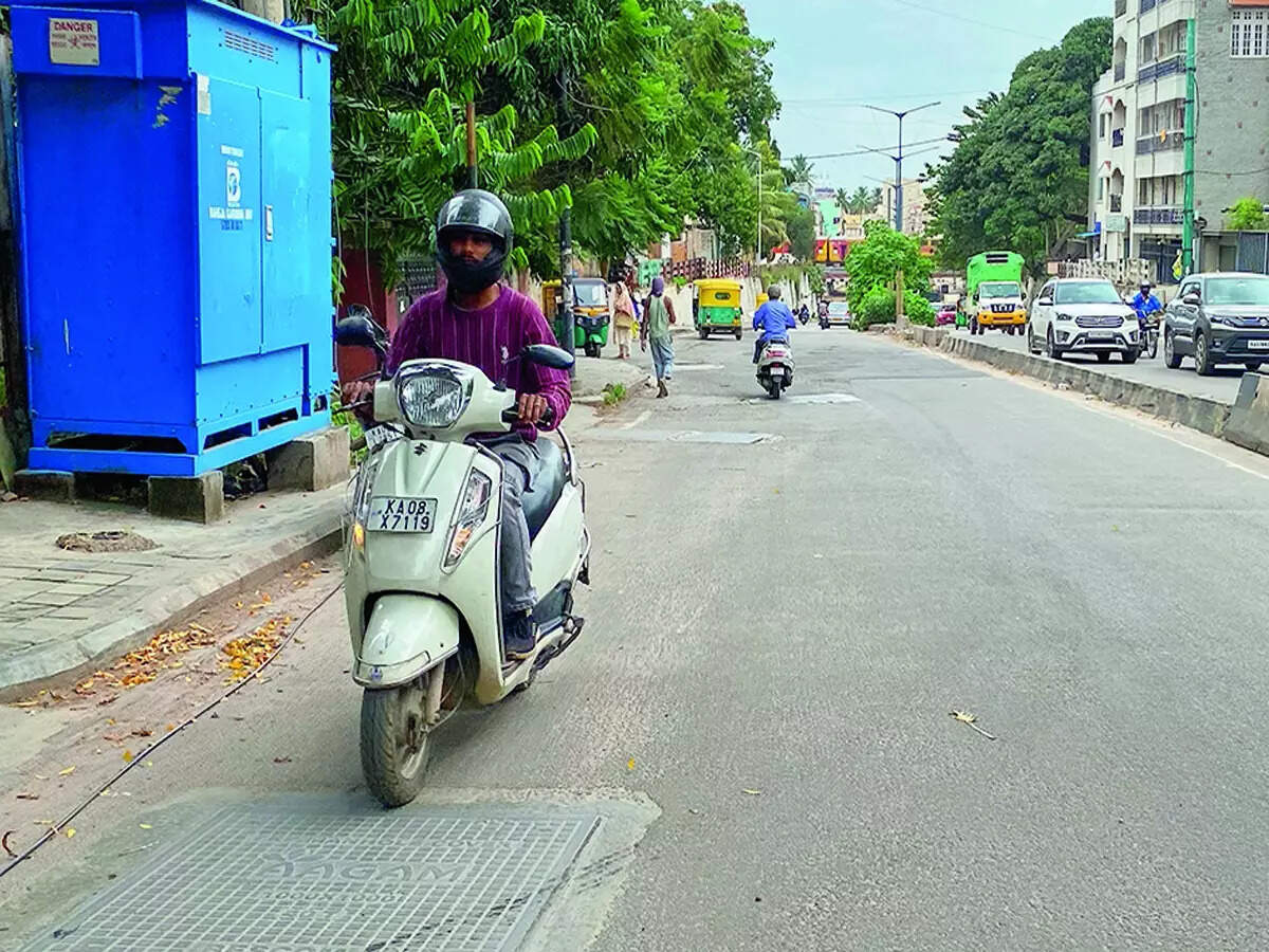 Forget one-way rule, reckless motorists want it their own way