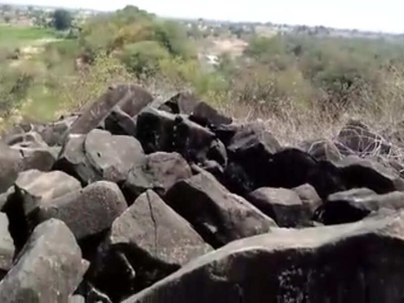 Solamile Ene rocks: Sonorous rocks found in Telangana | Hyderabad News ...