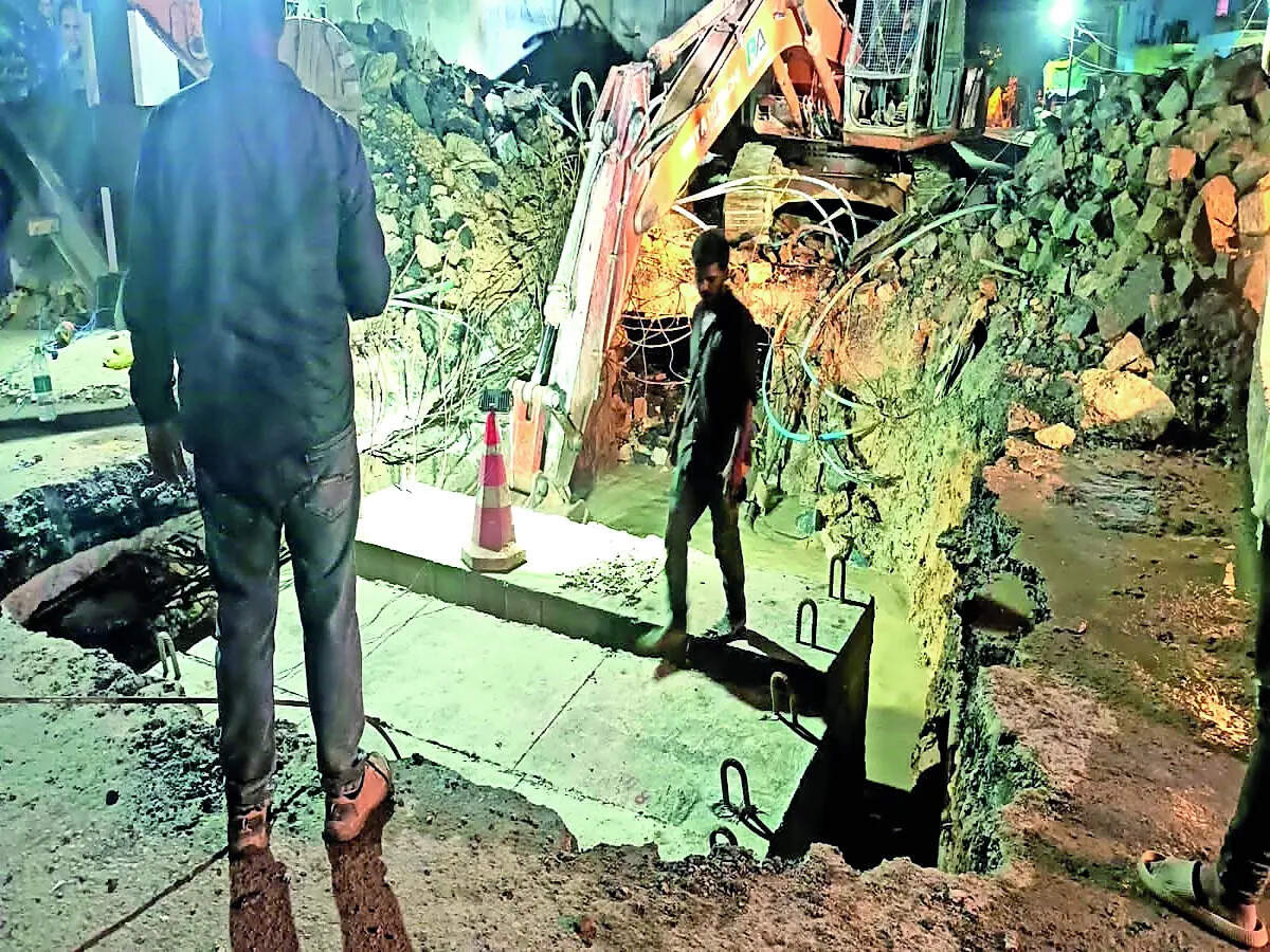 Year-long roadblock finally cleared, Pottery Road breathes again