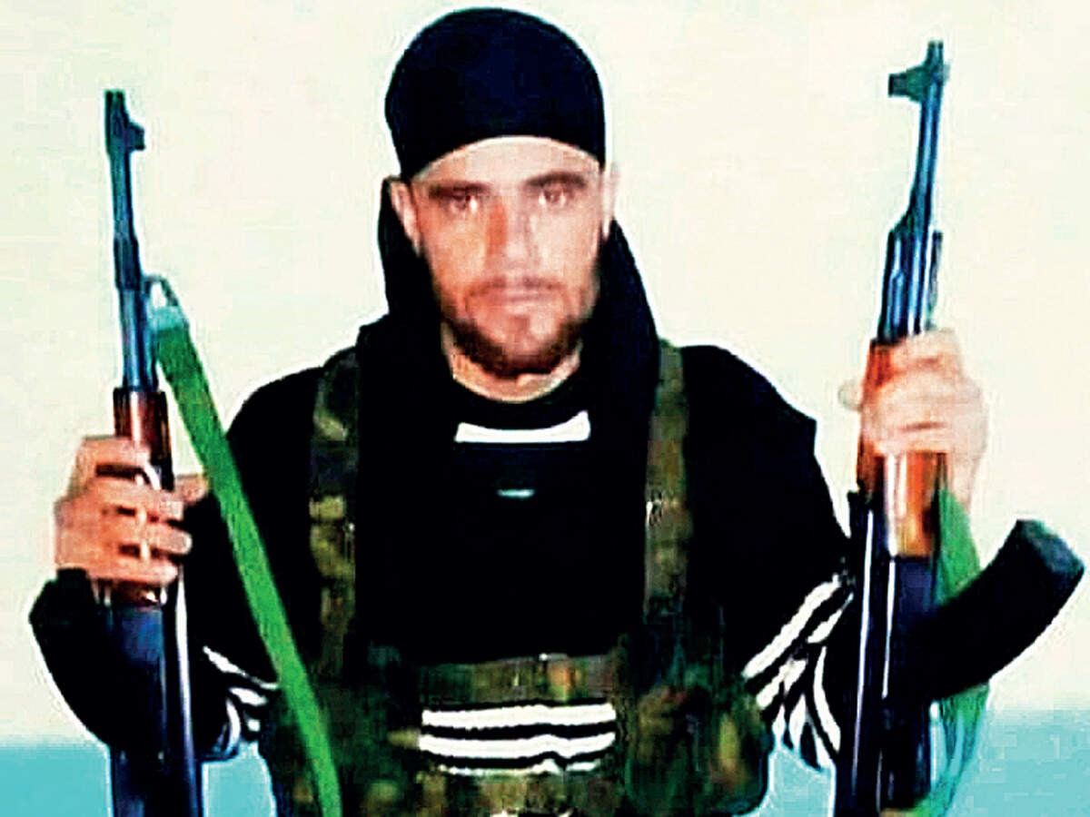 Pulwama Suicide Attack Pulwama Plotter Killed In Tral pulwama-suicide-attack-pulwama-plotter-killed-in-tral