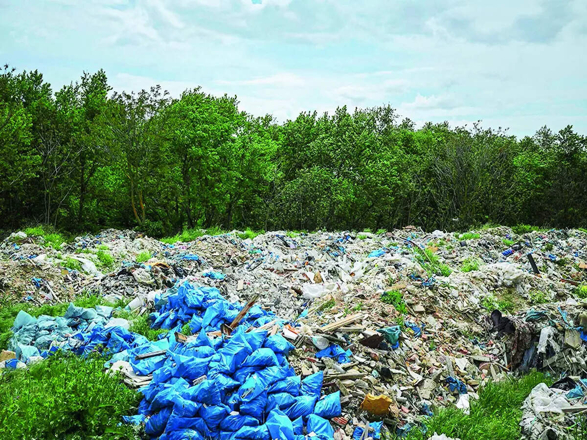 Traders oppose BBMP’s uniform waste fee