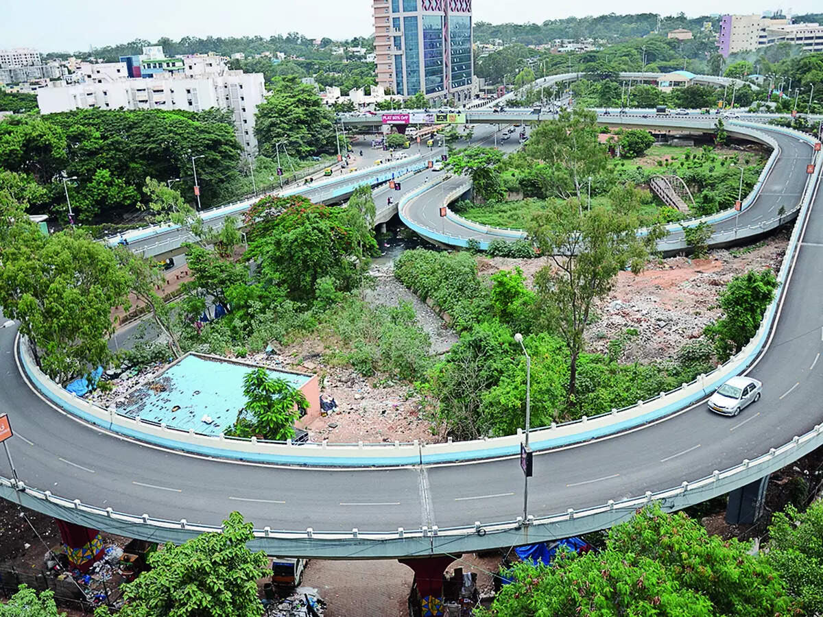 Improving Pedestrian Accessibility on Domlur Flyover