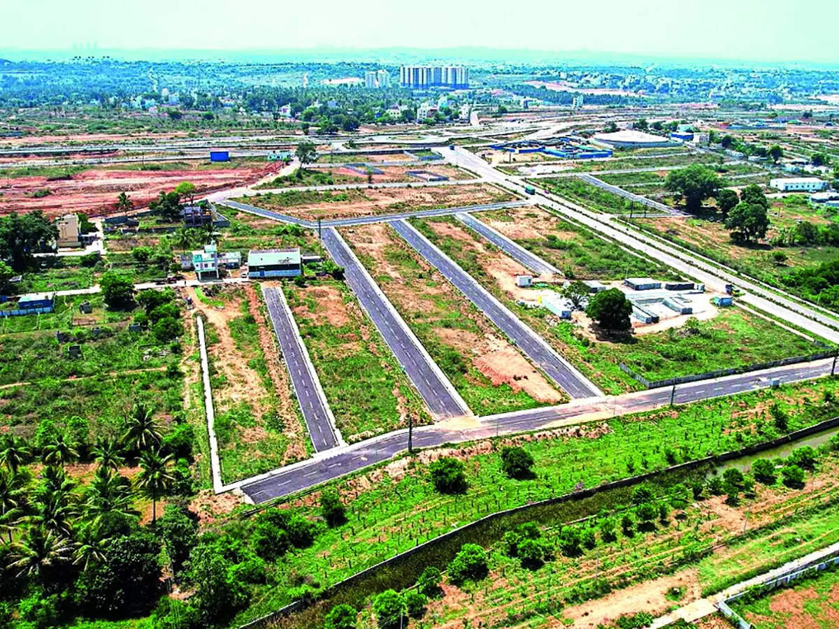 BDA holds meeting with Nadaprabhu Kempegowda Layout allottees