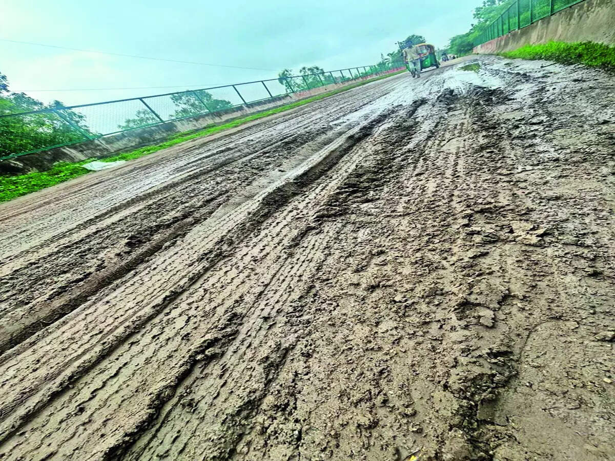 Slushy roads pose risks for two-wheeler riders