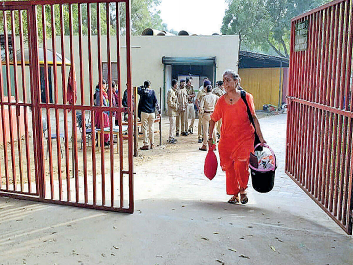 Gujarat: Manjula Pooja Shroff, Hiten Vasant file anticipatory bail ...