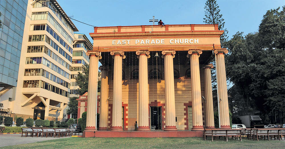 East parade church: Eight columns of faith