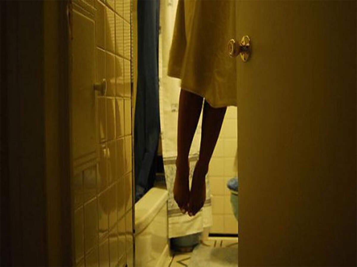 Woman Hangs Herself Kin Allege Murder