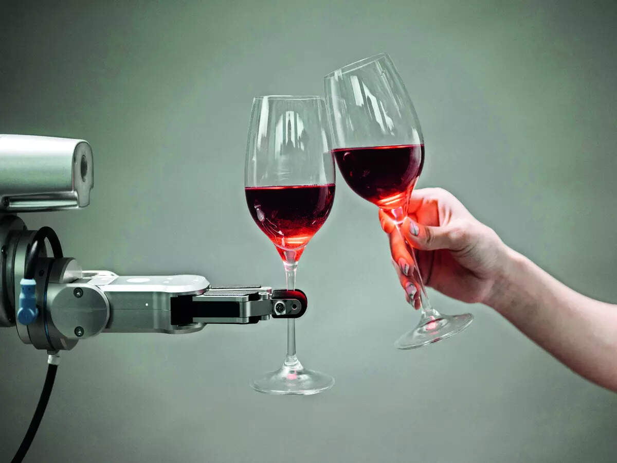 TechKnow: At your service, AI