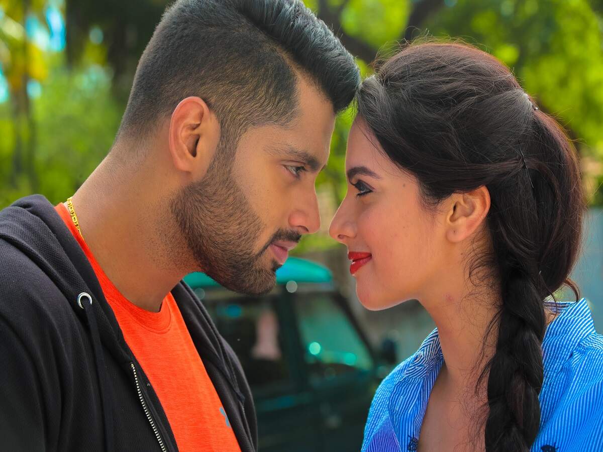 Amar movie review: Abishek Ambareesh couldn't have asked for a worse ...