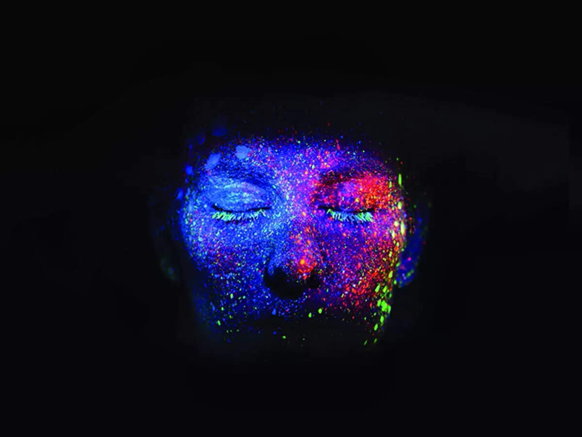 Ever Changing Moods: Face the facade