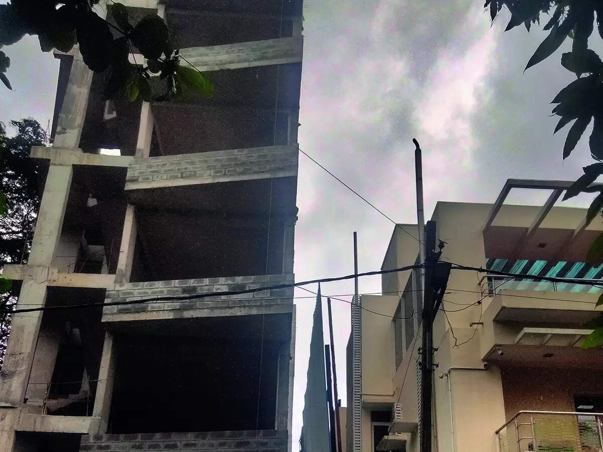 BBMP stalls action on illegal building work