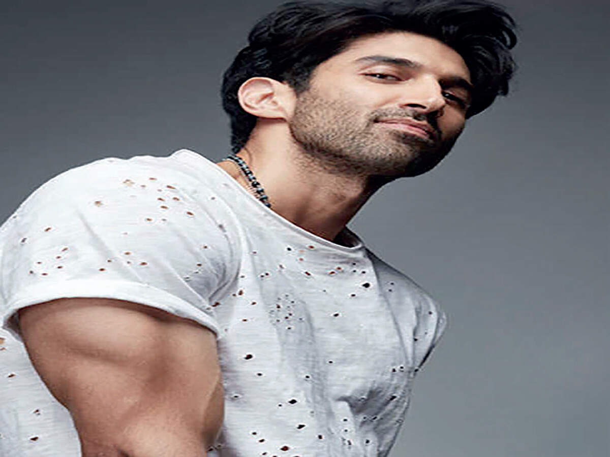 Aditya in ‘Thadam’ remake