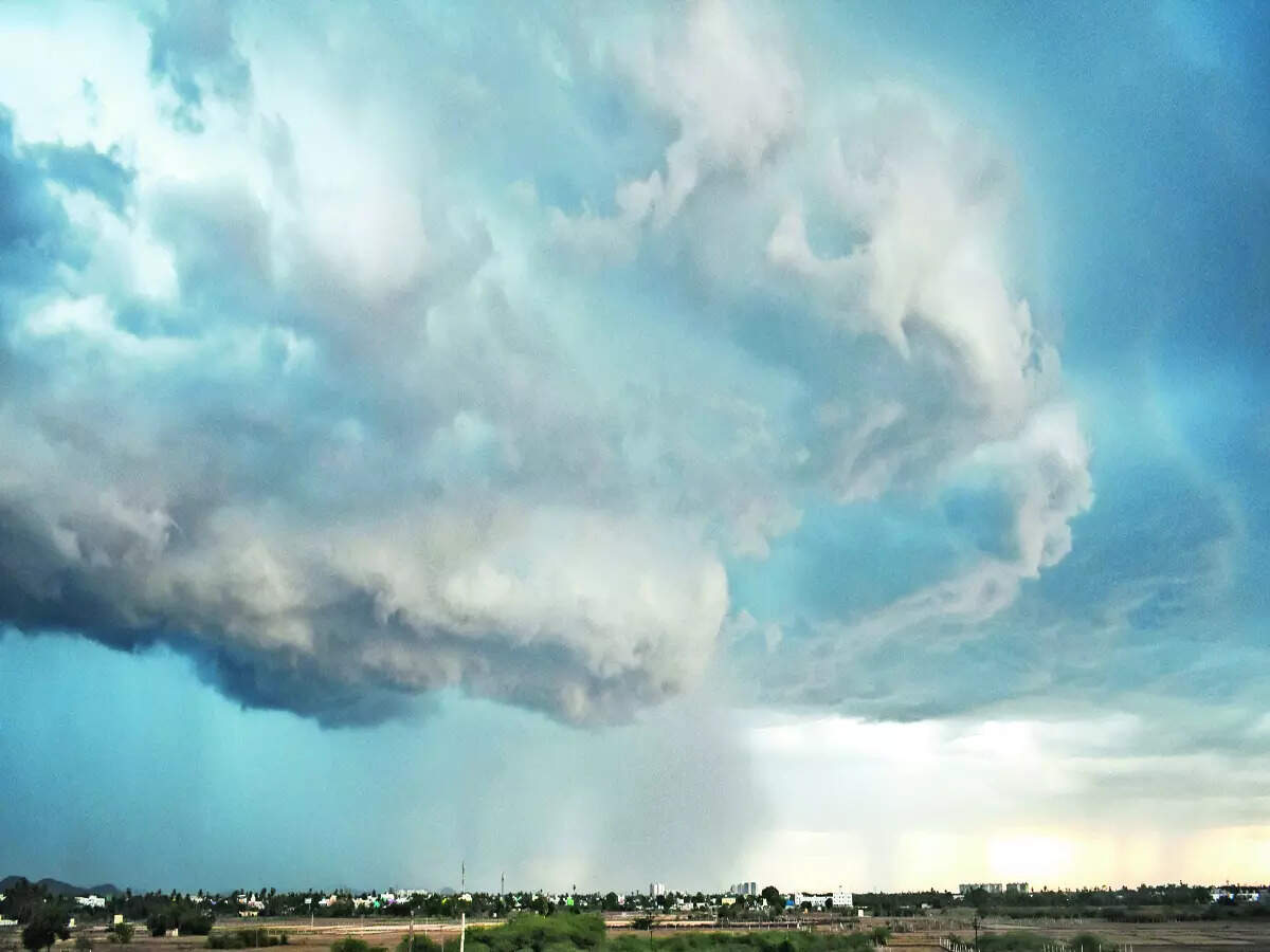 Monsoon covers India 6 days early, signals flood risks