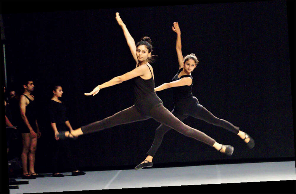 uttar pradesh himachali madra: Dance the day away