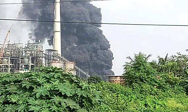 HPL’s naptha cracker unit catches fire, no casualties | Kolkata News ...