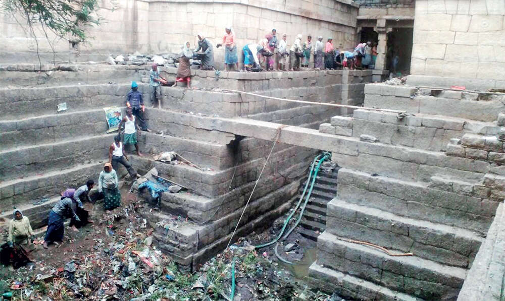 karnataka ballari: Karnataka: Ballari digs up the past, brings old ...