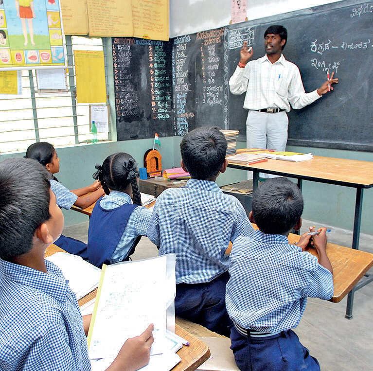 Teaching is effective when taught in mother tongue: Kannada activist on ...