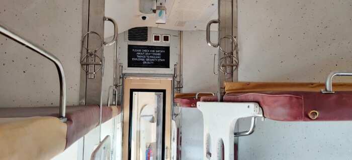 Indian Railways to make 500 Tejas-style AC sleeper coaches to replace ...