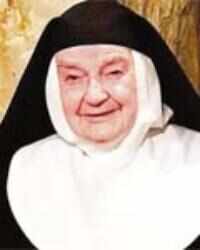 Nun to step out of convent after 84 yrs '" to meet Pope