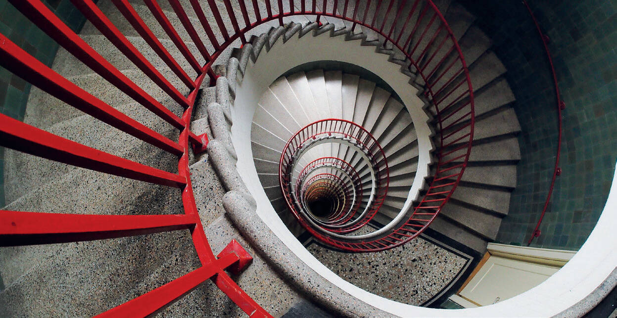 To cut a coiled spring