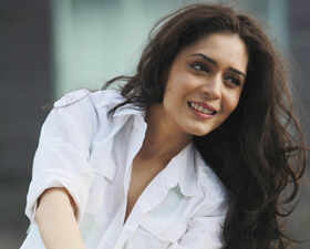 Suma to clash with Baahubali