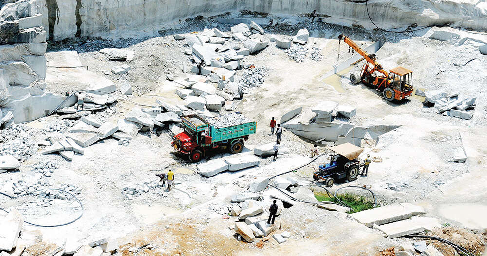 Stone quarries raise pollution level near Kempegowda airport