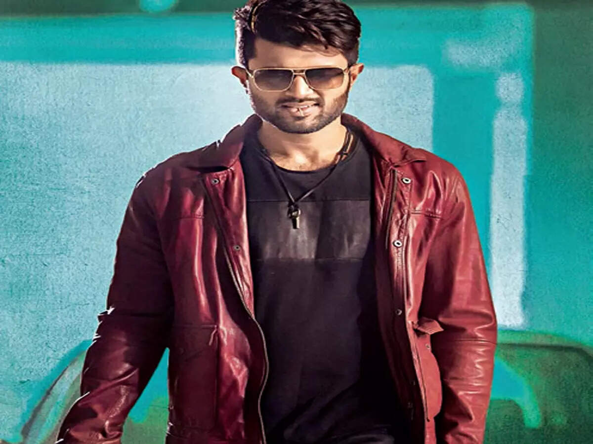 vijay: Hello, Vijay Deverakonda is right here