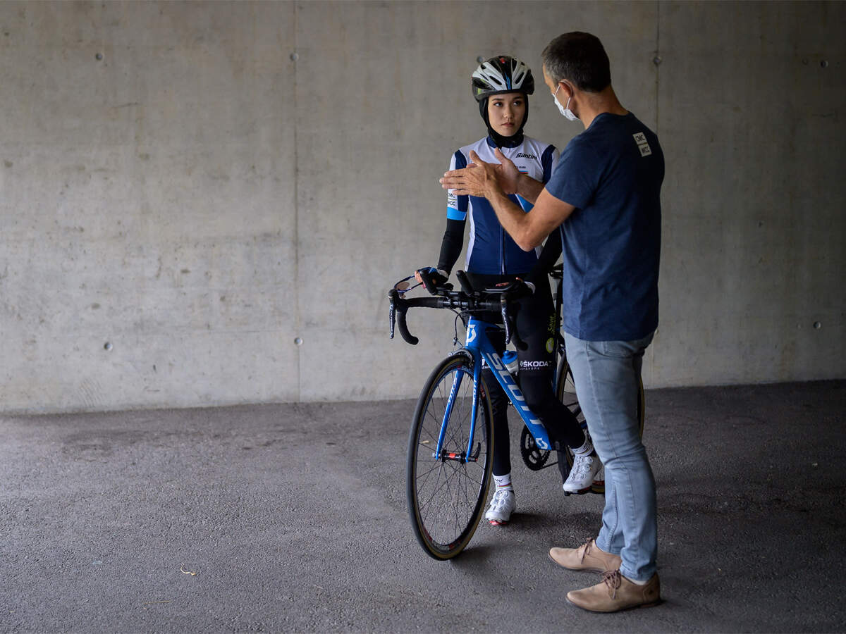 Afghan cyclist Masomah Ali Zada paves the road for refugees at Olympics ...