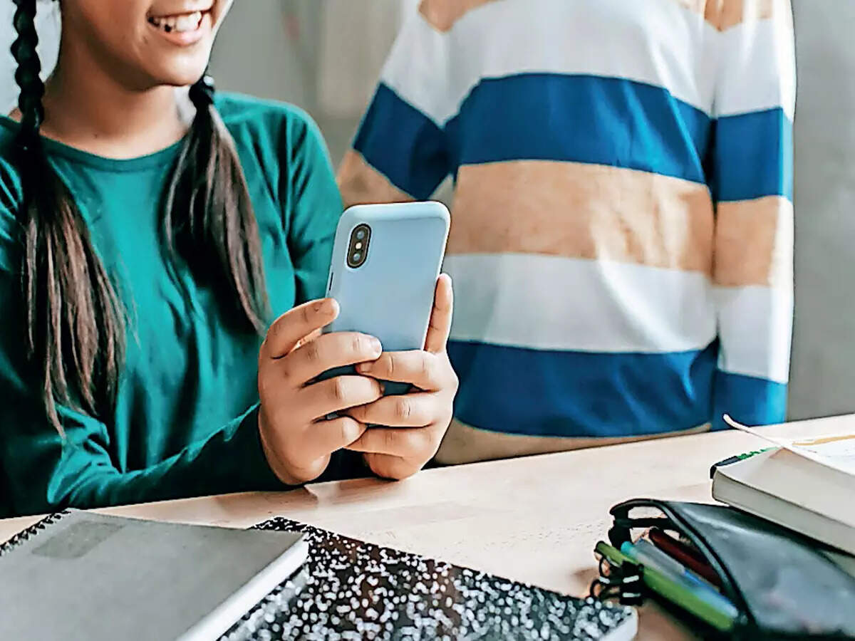Mobile ban is easier said than done, say education stakeholders