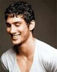 Prateik wins the race