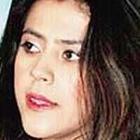 Round 2: Ekta plays her cards