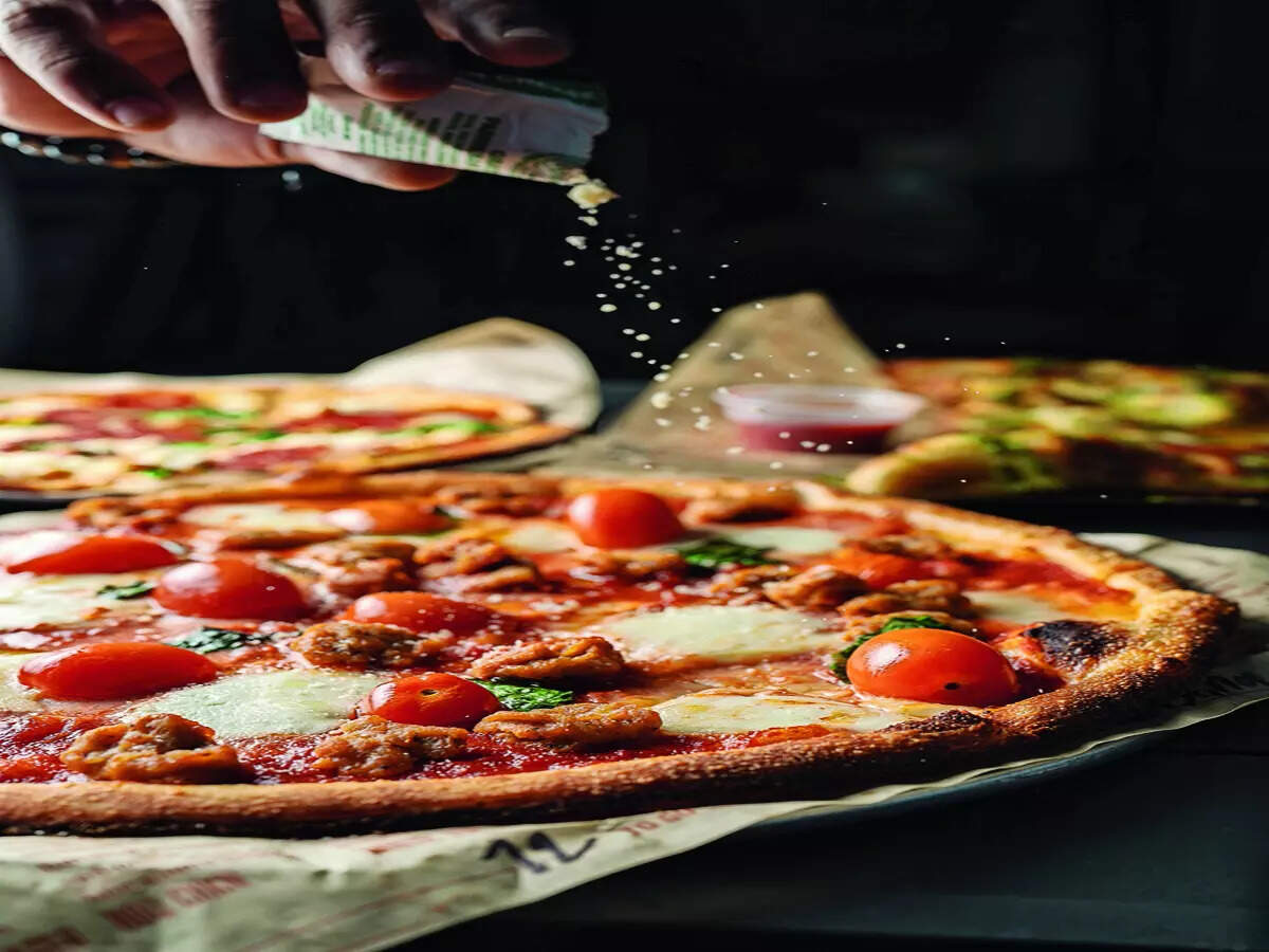 BM Foodies’ Corner: 7 Types Of Cheese To Try On Your Pizza