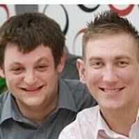 Groom's best man donates kidney so he could walk down the aisle